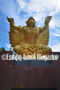 Perak: Malaysia-Thailand Border Stone - Escapy Travel Mag
